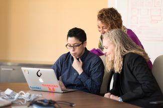 Effective Knowledge Transfer in the Workplace